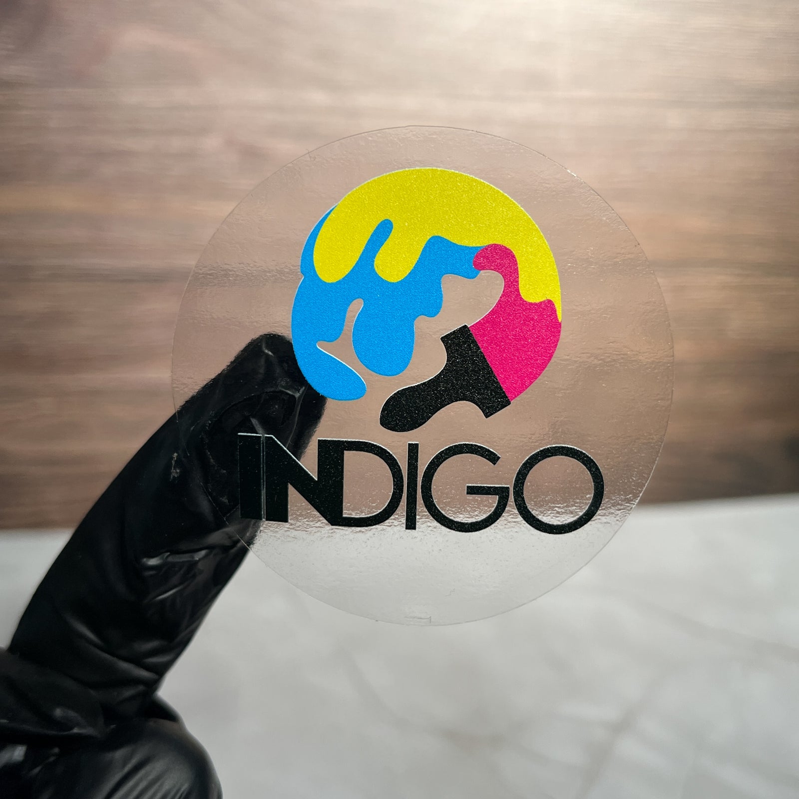 VINIL TRANSPARENTE CON FONDEADO – Indigo Stickers
